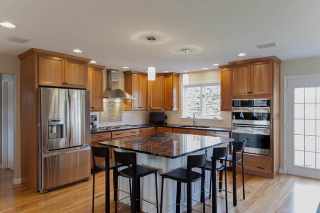 Transitional - Vermont Kitchen Design