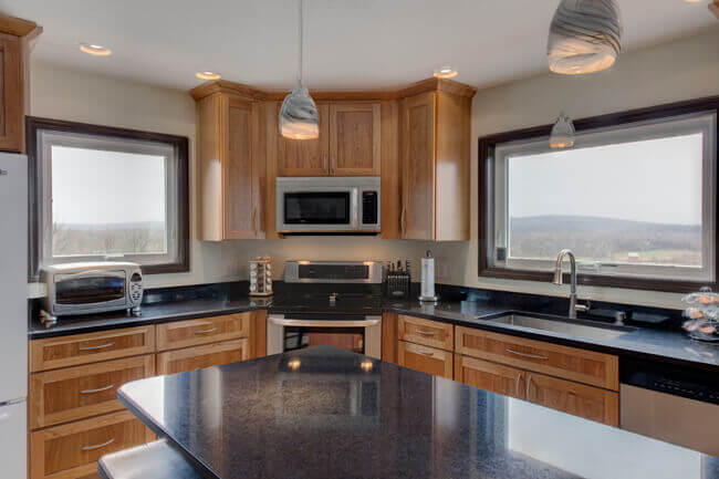 Transitional - Vermont Kitchen Design