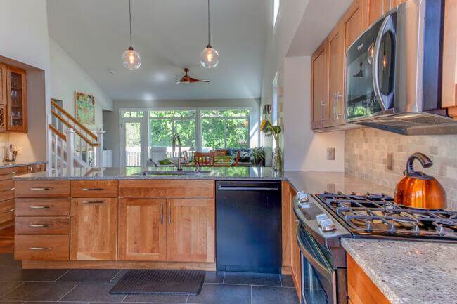 Transitional - Vermont Kitchen Design